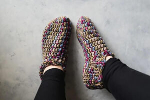 Easy Crochet House Slipper Patterns - Beautiful Dawn Designs